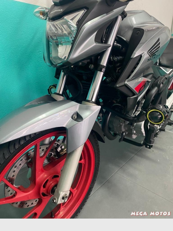 Vendida - Informações e Preço de Honda CB 250 TWISTER 2018, Venda ...